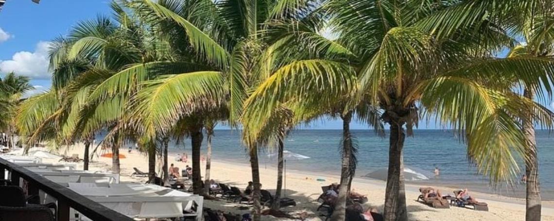 Home - Liz Haak Travel